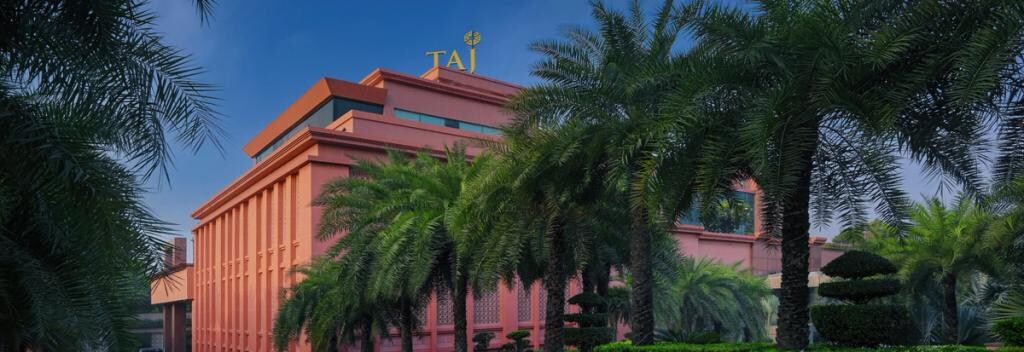 Dining in Elegance: Unveil Luxury Restaurants at Taj Agra | Taj Hotels